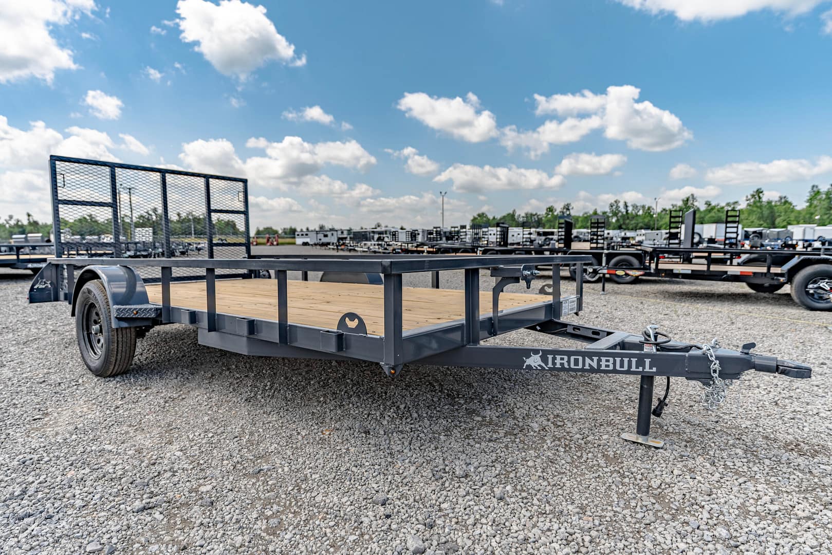 Utility Trailers – Leonard Truck and Trailer, Inc